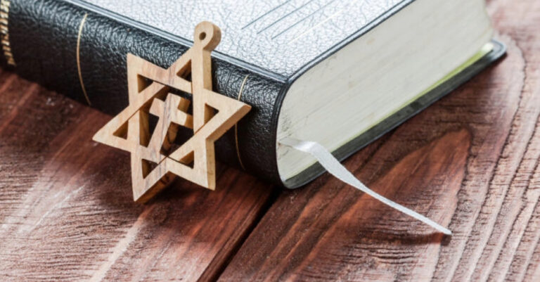 Como funciona o funeral judaico? Veja! - Santa Casa Card